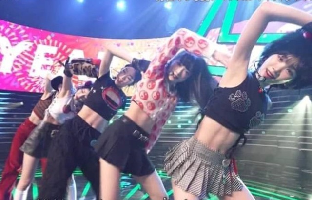 LE SSERAFIM小櫻花這個身材？有人敢惹她嗎XD - Kpopn