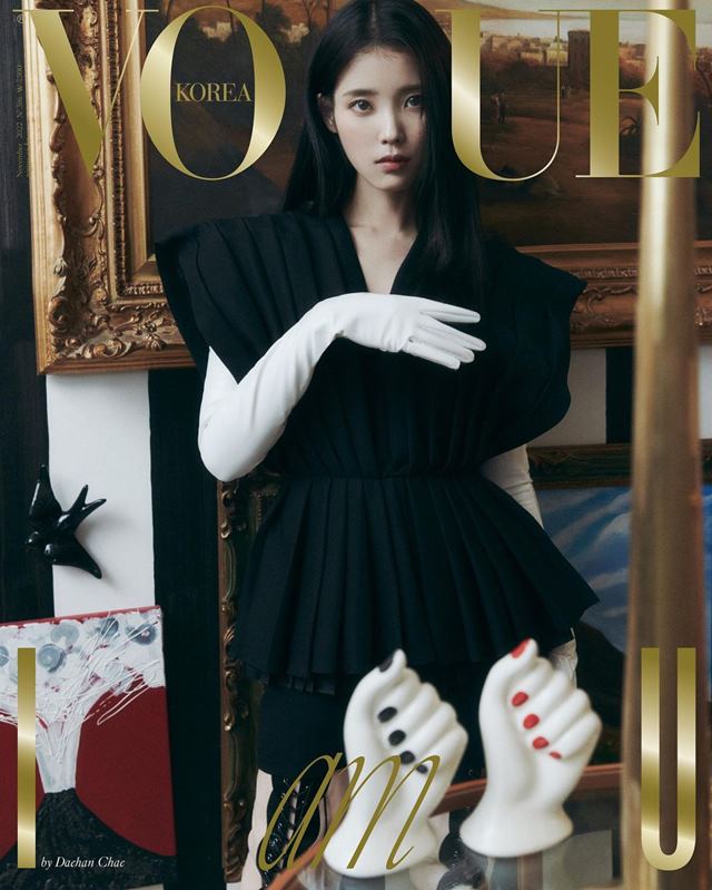 IU《VOGUE》變身童話中的主角，分享耳朵狀態故事 - Kpopn