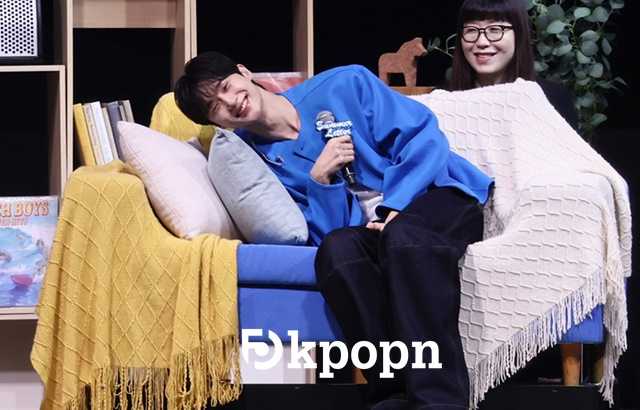 邊佑錫被誇「國際初戀代表」害羞到倒沙發！ 嘴甜告白「我愛你」公開私密尺寸引爆動 - Kpopn