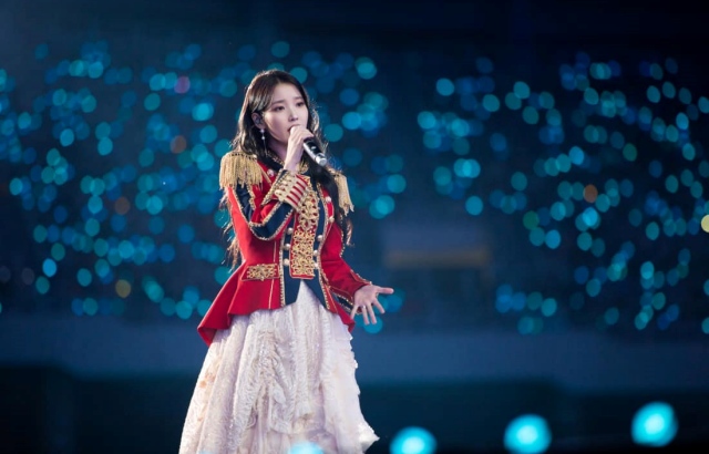 IU 14周年的演唱會盛況即將重現！「以電影版播出」上映時間曝光 - Kpopn