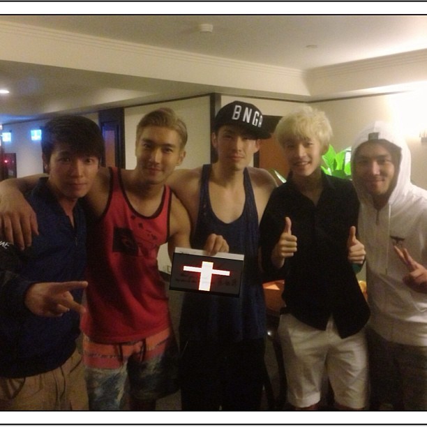 吳建豪與 SJ、Henry 合照 - Kpopn