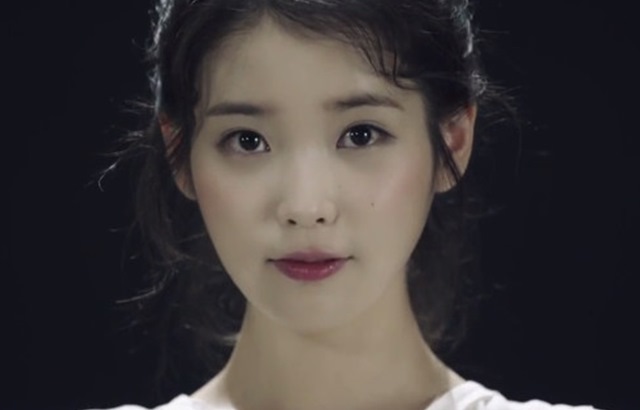 IU 新輯收錄曲《Shoes》預告 - Kpopn