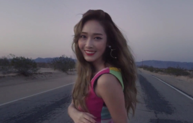 Jessica《Fly》第二波預告影片 - Kpopn