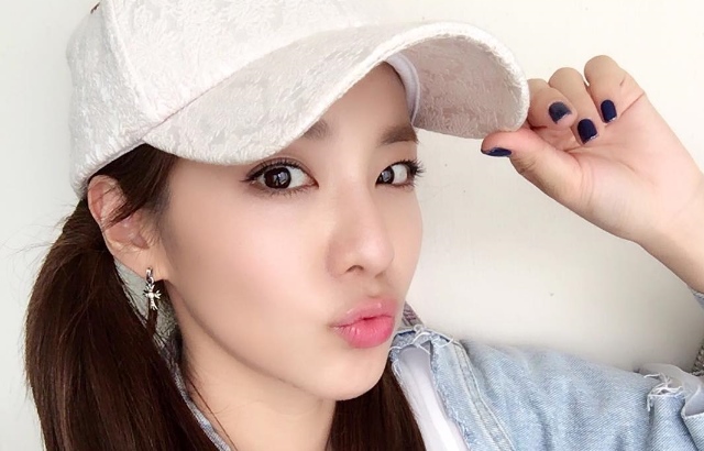 Dara 請粉絲代為公開手寫信 - Kpopn