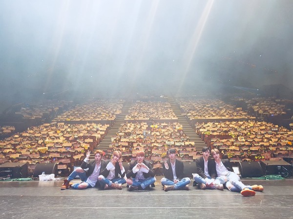 JBJ 首次來台與粉絲提早慶祝聖誕，甜說：「可以把我們帶回家」 - Kpopn