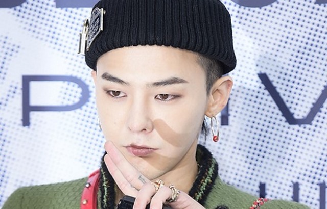 G-Dragon 被爆多次利用小技巧延後入伍，YG：正在等待通知中 - Kpopn