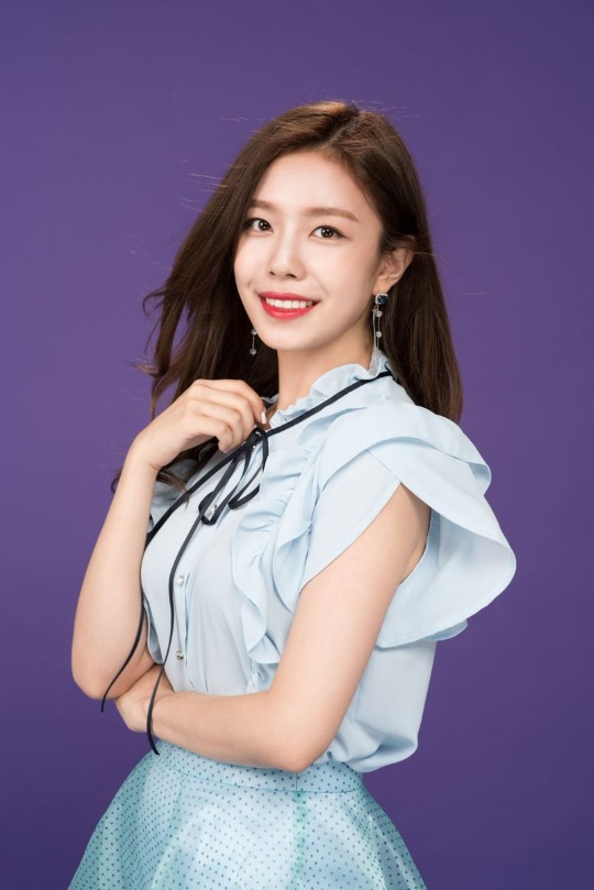 Berry Good 首張正規專輯《FREE TRAVEL》個人概念照公開 - Kpopn