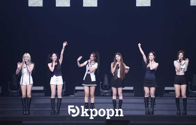 NMIXX三度來台「狂送飛吻」Lily清唱寵粉絲！KiiiKiii致敬2NE1～大愛「這美食」喊：人生最好吃 - Kpopn