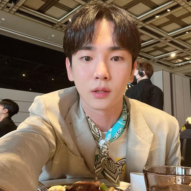 粉絲希望Key能當她的前男友！下一秒原地交往「等下見喔」超爆笑！ - Kpopn