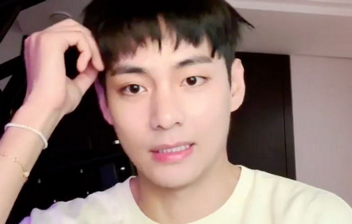 BTS V入伍前夕公開短髮 安慰粉絲「分開一次才懂彼此的珍貴」、「會增重到86公斤才回來」 - Kpopn