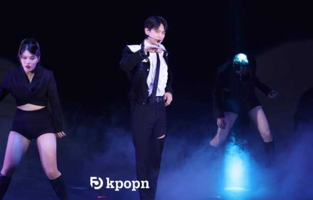 SHINee珉豪甜喊：想見你 化身「鳳南小隊」李子維帥到粉絲怒吼告白 - Kpopn