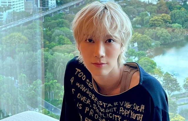 NCT Ten泰國簽售經紀人無禮行為曝光！阻止粉絲跟他互動「直接抓手往前推」 - Kpopn