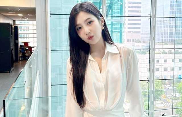 Red Velvet一成員竟當眾遭保全大吼！尷尬不敢動全被拍下引粉絲大怒 - Kpopn