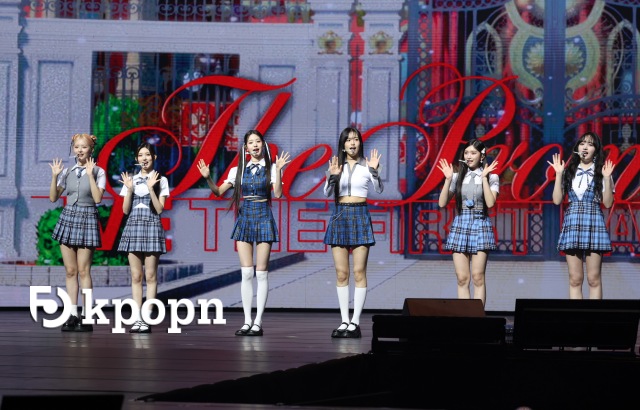 IVE登台Rei說自己是可愛小籠包！「粉絲準備排字應援」成員差點被逼哭 - Kpopn