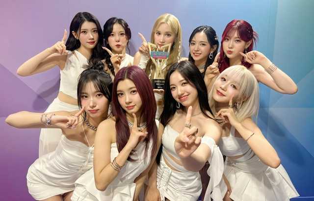 Kep1er最後一次9人出輯！拿下「700多天來首個一位」成員抱一起哭：最幸福的禮物 - Kpopn