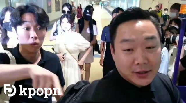 IVE首次來台爆衝突！經紀人狠推記者...在成員面前大吼「讓開」場面超尷尬 - Kpopn