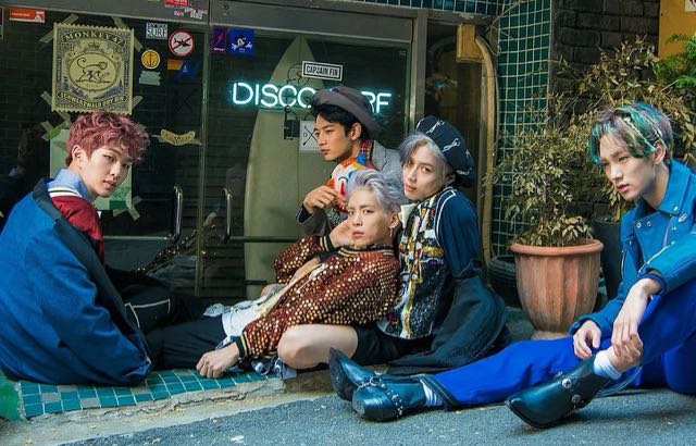 2015堪稱SM巔峰之年！大熱曲狂出、10年後聽也毫不過時 - Kpopn