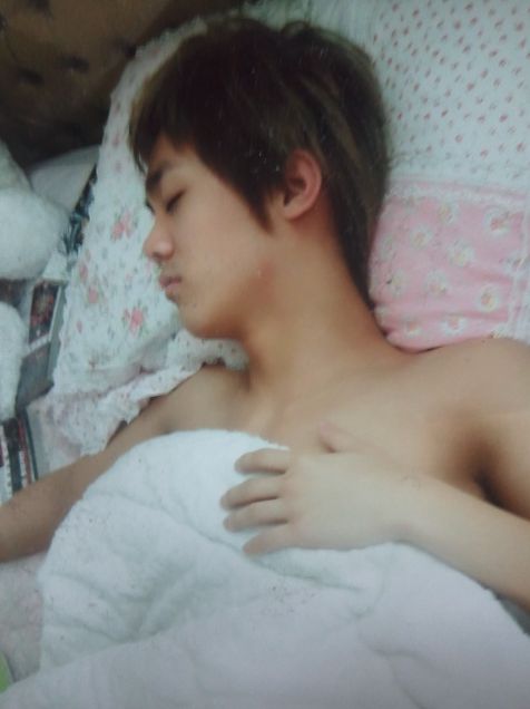 高恩雅公開Mir的睡照 - Kpopn