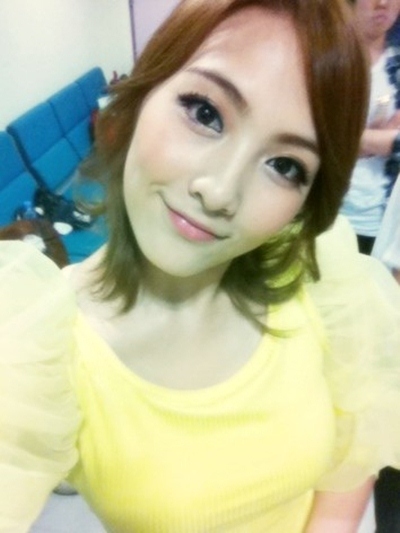 Kara 知英的小精靈自拍 Kpopn