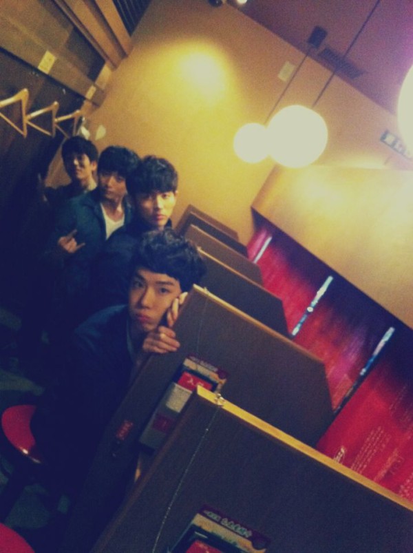 在日本去吃拉麵的 2AM - Kpopn