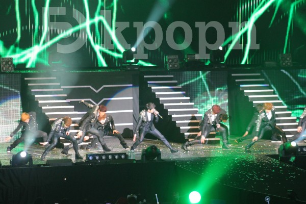 BEAST 演唱會片段 - Kpopn