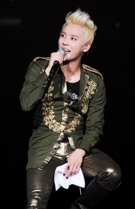 俊秀對首次個人亞巡的決心 - Kpopn