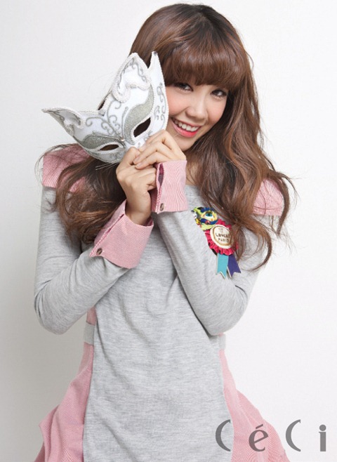 恩地俏皮活潑 CeCi 畫報 - Kpopn
