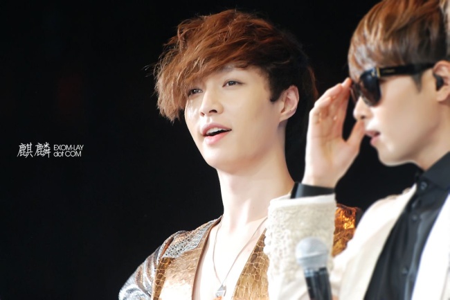 EXO-M LAY，生日快樂！ - Kpopn