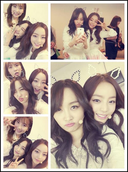 沉浸在自拍世界的 Kara - Kpopn