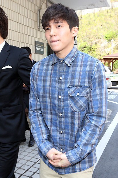 Daniel 大麻案出庭 - Kpopn