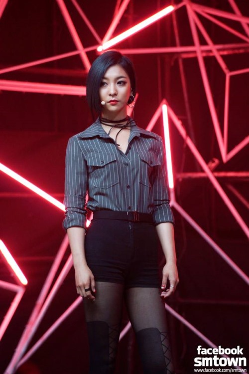 f(x) Luna，生日快樂！ - Kpopn