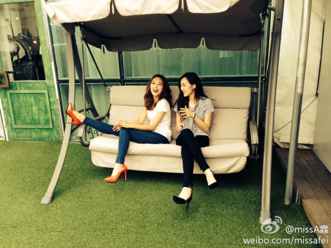 Fei、Jia 的兩人生活畫報 - Kpopn