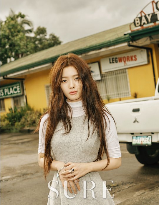 金裕貞的《SURE》少女畫報 - Kpopn