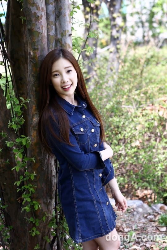 Yun Chae Kyoung 加入 April - Kpopn