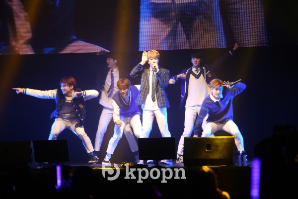 ASTRO 初會港迷，獻上笑聲與帥氣舞台 - Kpopn