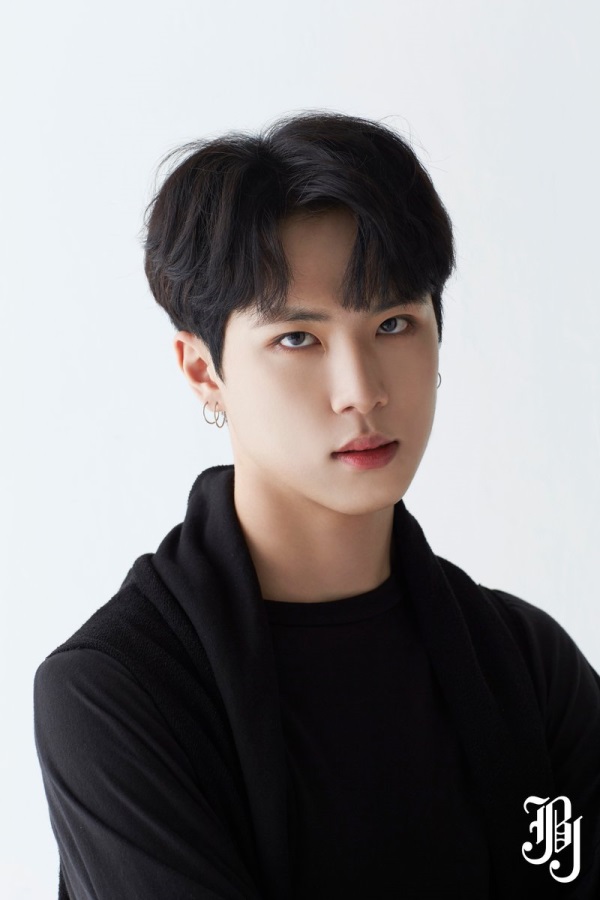 JBJ 開通官方 SNS，公開個人資料照片 - Kpopn